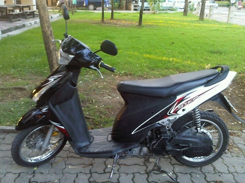 step dis รถสวยกริ๊บๆ เปลี่ยนแบตมาใหม่ ชุดสี - Truck2Hand.com