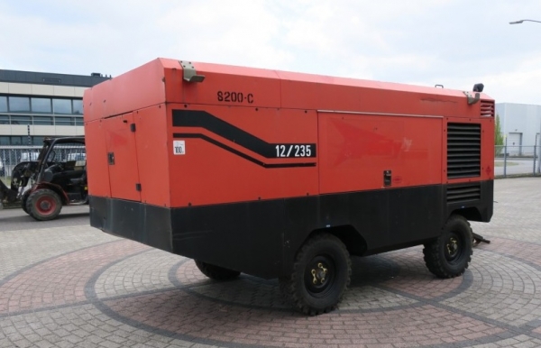 เครื่องลมขนาด 13 บาร์ Ingersoll Rand มือสอง - Truck2Hand.com
