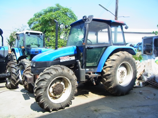 ขายรถแทรกเตอร์ล้อยาง FORD TD90 มือสองจากประ - Truck2Hand.com