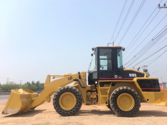 ขายรถตักล้อยาง CAT 910G รถนอกนำเข้าเองจากญี - Truck2Hand.com