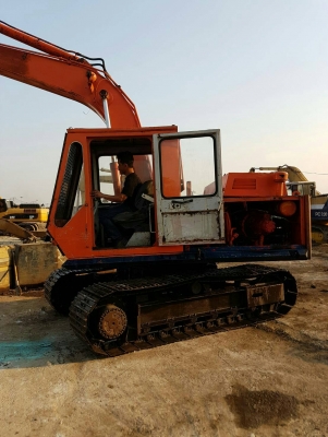 ตลาดซื้อขาย เครื่องจักร รถแบคโฮ รถขุด HITACHI (ฮิตาชิ) ปทุมธานี มือสอง ...