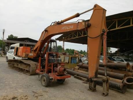 HITACHI EX200-2 - Truck2Hand.com