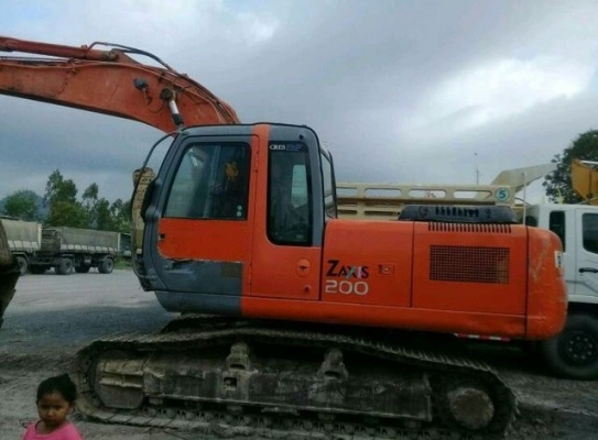 ขาย!! >>> Hitachi Zx200 รุ่น 1 มีล - Truck2Hand.com