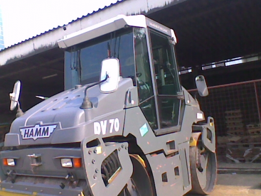 ตลาดซื้อขาย เครื่องจักร อุปกรณ์ปูถนน NISSAN UD (นิสสันยูดี) กรุงเทพ มือ ...