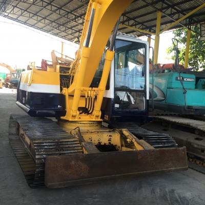 Komatsu PC120-5 คอนโทรลสั้น เครื่องปั้มเดิม - Truck2Hand.com