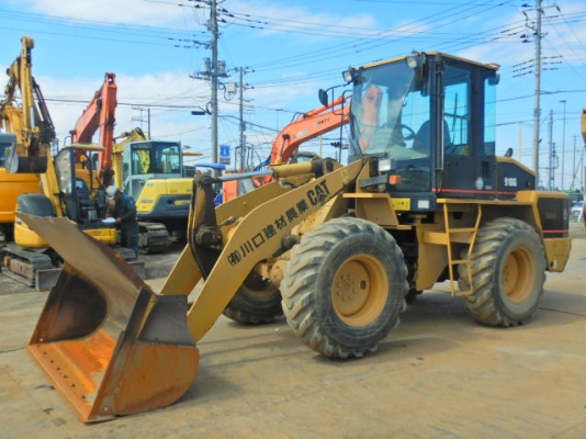 ขายรถตักล้อยาง CAT 910G นำเข้าเองจากญี่ปุ่น - Truck2Hand.com