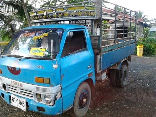 ISUZU TL 85 แรง หกล้อช่วงสั้น เอกสารเล่มทะเ - Truck2Hand.com