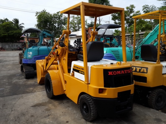 ขาย รถตัก KOMATSU รุ่น SD10 มือสองญี่ปุ่น - Truck2Hand.com