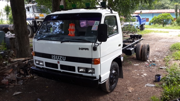 อีซูซุ NPR 115 แรงม้า - Truck2Hand.com