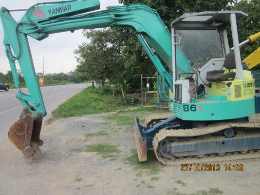 Yanmar B6 มือสอง นำเข้าจากญี่ปุ่น สภาพดีมาก - Truck2Hand.com