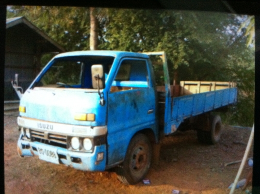 ขาย isuzu tl 100 4bc2 ฝาดำ - Truck2Hand.com