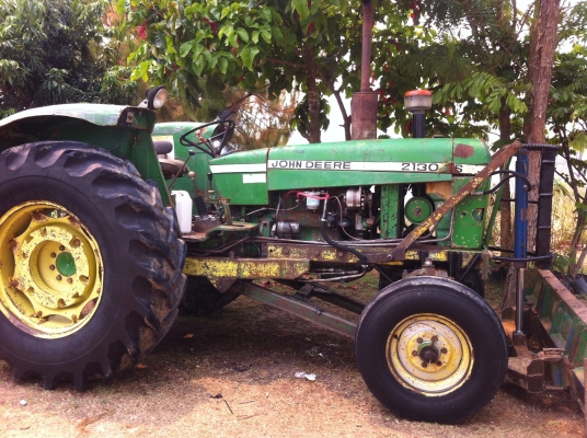 รถไถจอนด์เดียร์ 2130LS - Truck2Hand.com