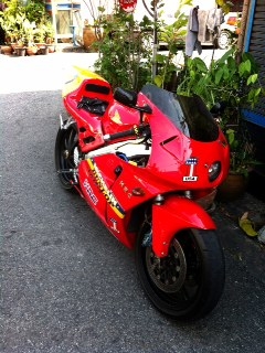 Honda nc30 - Truck2Hand.com