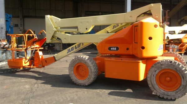 ขายรถกระเช้า JLG Model 45E สภาพดี เก่านอกแ - Truck2Hand.com