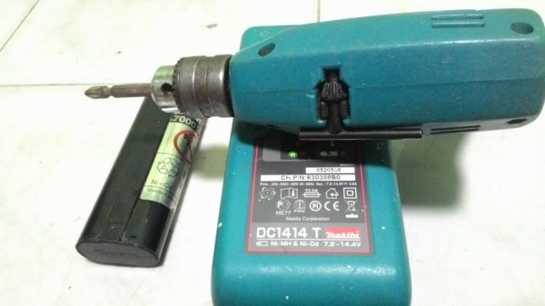สว่านชาร์จแบตไร้สายยี่ห้อ makita รุ่น 6010D - Truck2Hand.com