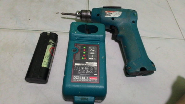 สว่านชาร์จแบตไร้สายยี่ห้อ makita รุ่น 6010D - Truck2Hand.com