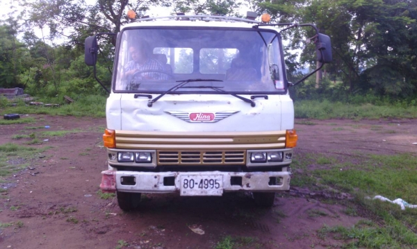 รถหกล้อ hino ช่วงยาว เครื่อง ho7c 180 แรง พ - Truck2Hand.com