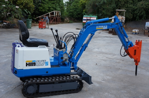 ตลาดซื้อขาย เครื่องจักร รถแบคโฮ รถขุด AIRMAN (แอร์แมน) เพชรบูรณ์ มือสอง ...