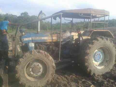 ขายรถไถ FORD 7610 2 เพลา ใบมีด 7 จาน ไม่มีเ - Truck2Hand.com