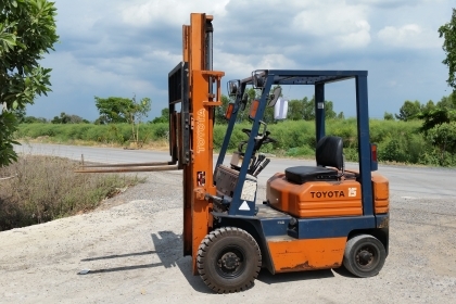 ตลาดซื้อขาย เครื่องจักร รถฟอร์คลิฟท์ TOYOTA (โตโยต้า) พระนครศรีอยุธยา ...
