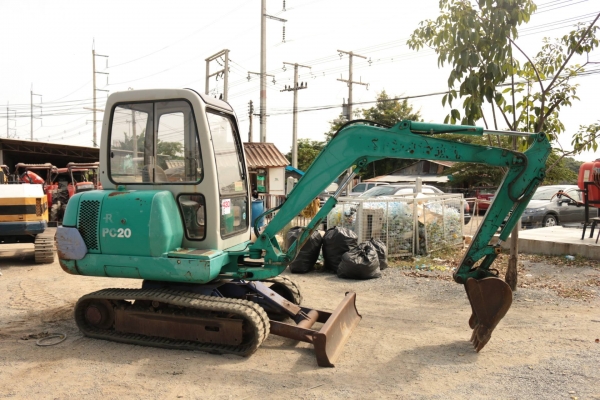 Komatsu PC20-7 หัวเก๋ง - Truck2Hand.com
