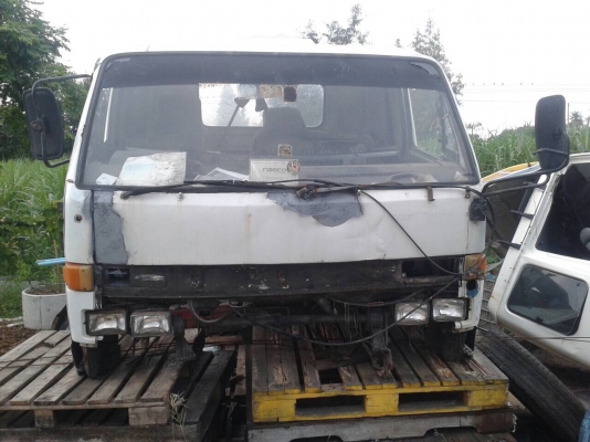 NPR 115 แถมประตูงามๆ 1 คู่ มาแล้วครับ - Truck2Hand.com