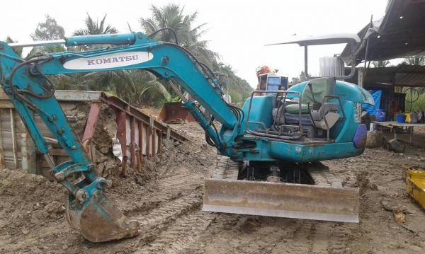 ขาย PC 25-1 KOMATSU ราคา 290,000 บาท - Truck2Hand.com