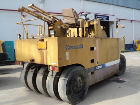 รถบด Kawasaki KR20D ปี1992 รถบด9ล้อ เก่านอก - Truck2Hand.com