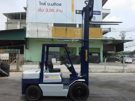 Komatsu FD30-11ขนาด3ตัน เสาสูง3เมตรเข้าตู้ - Truck2Hand.com