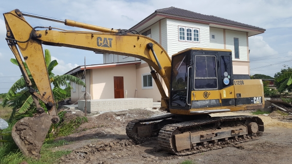 ขาย CAT E120 B - Truck2Hand.com